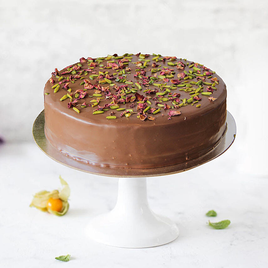 Online Naima Cake Small Gift Delivery in Bahrain - FNP