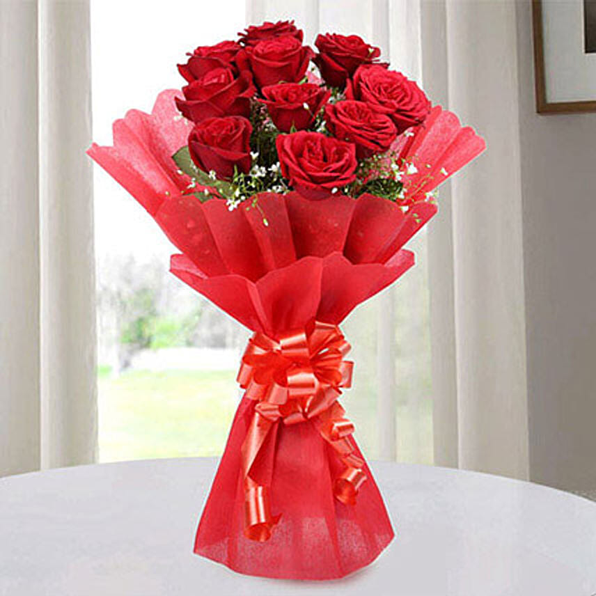 Online Red Roses Bouquet of Love Premium Gift Delivery in UAE - FNP