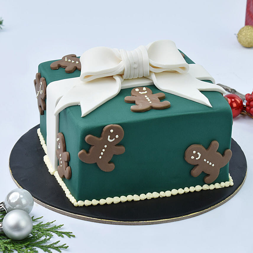 Online Gift Shaped Christmas Chocolate Cake Gift Delivery in UAE - FNP